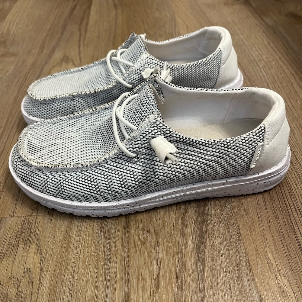 Hey Dude Wendy Size 5 - Gem